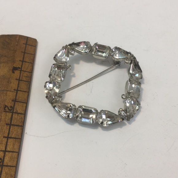 Vintage | Jewelry | Vintage Weiss Silver Rhinestone Circle Brooch Pin ...